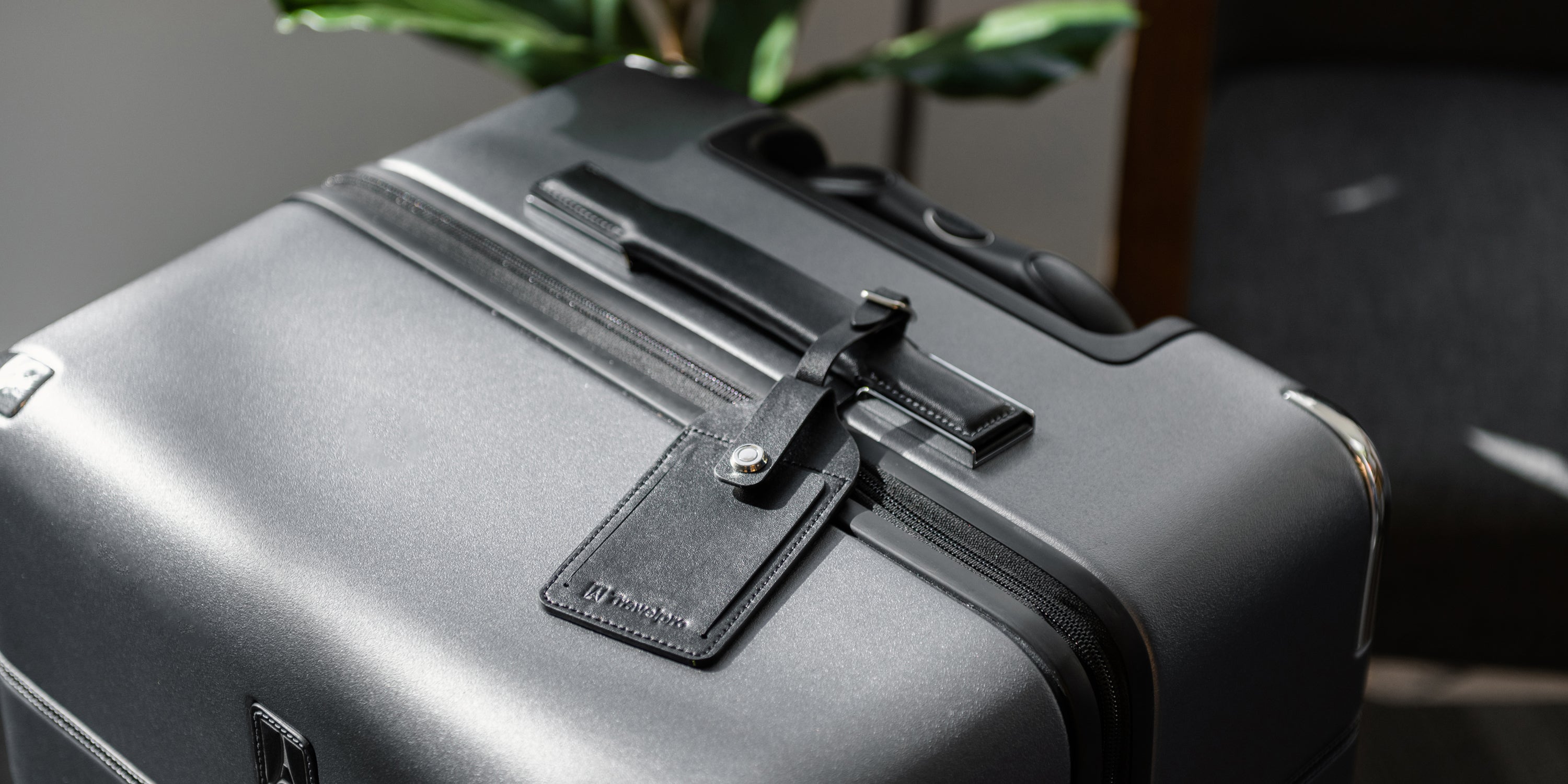 WEEKENDER BAGS – Travelpro® Canada